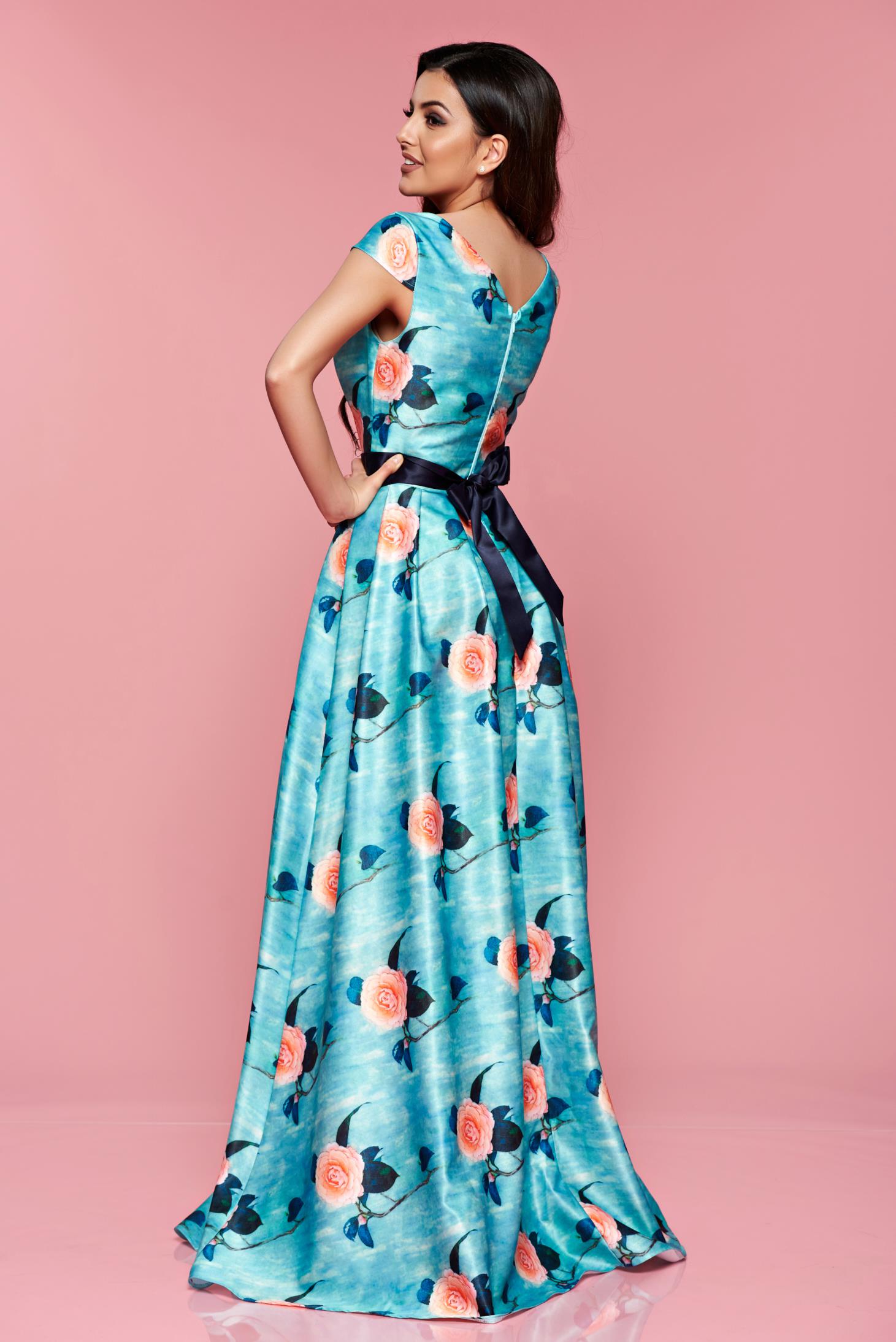 Artista blue elegant dress with a cleavage and push-up bra