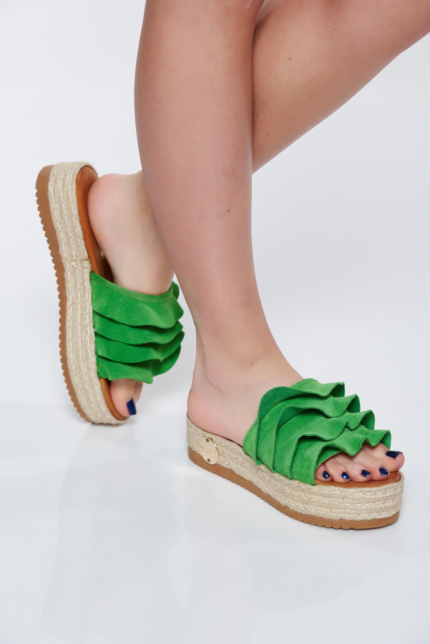 MissQ green slippers natural leather casual light sole